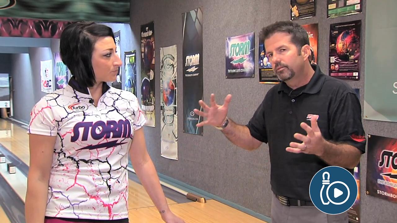 Judging Your Bowling Technique on a Short Oil Pattern | Bowling Video ...