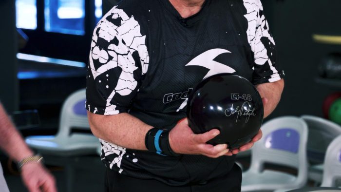 Quick Fix for Bowling Shoulder Alignment | National Bowling Academy ...