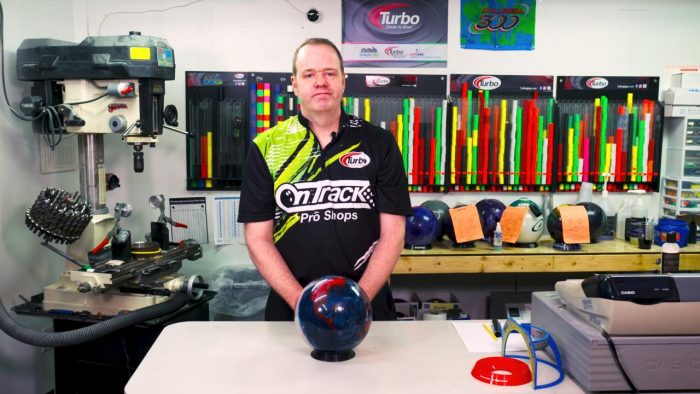 How to Setup in the Proper Bowling Stance | National Bowling Academy ...