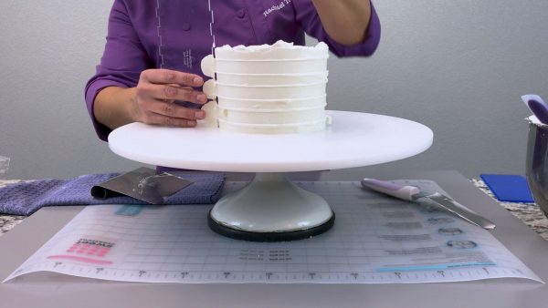Cooling and Removing Cakes | Creative Cake Design