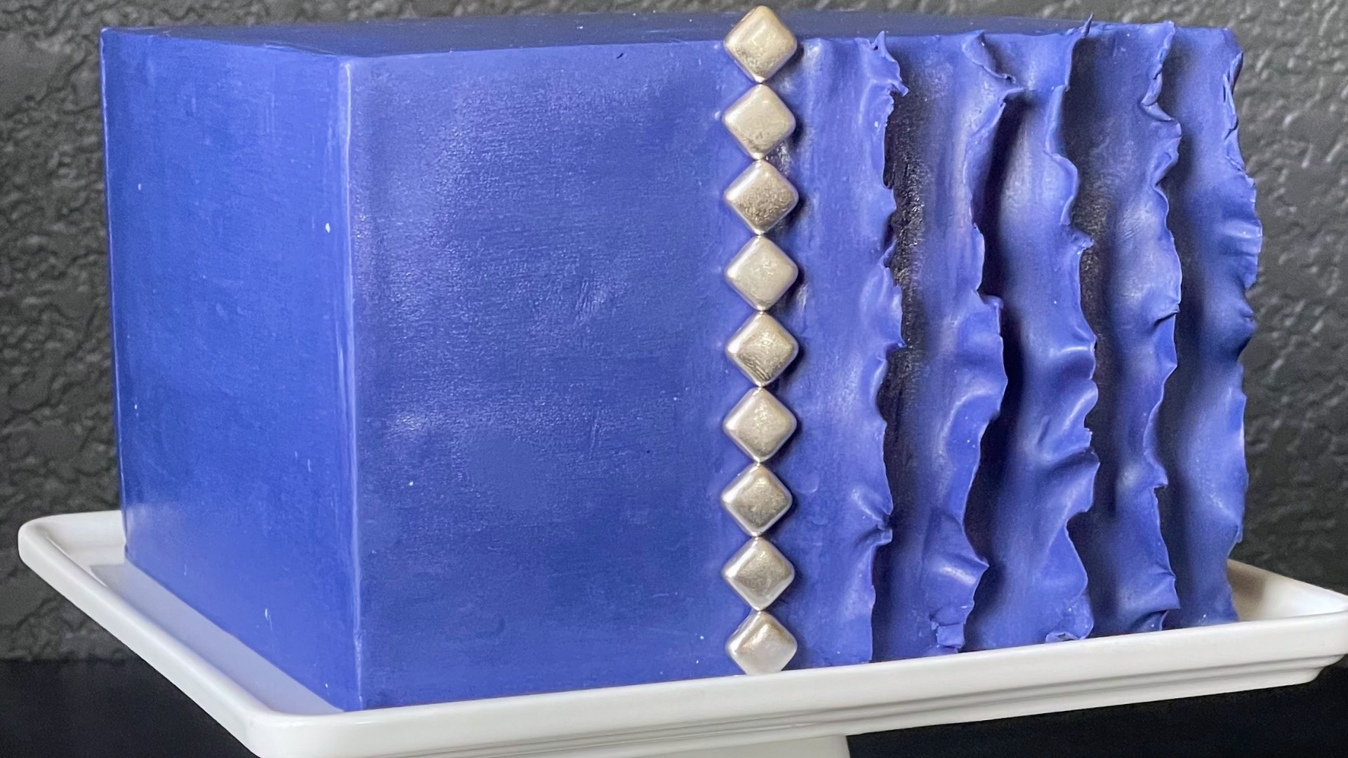 Creating Ruffles | Creative Cake Design