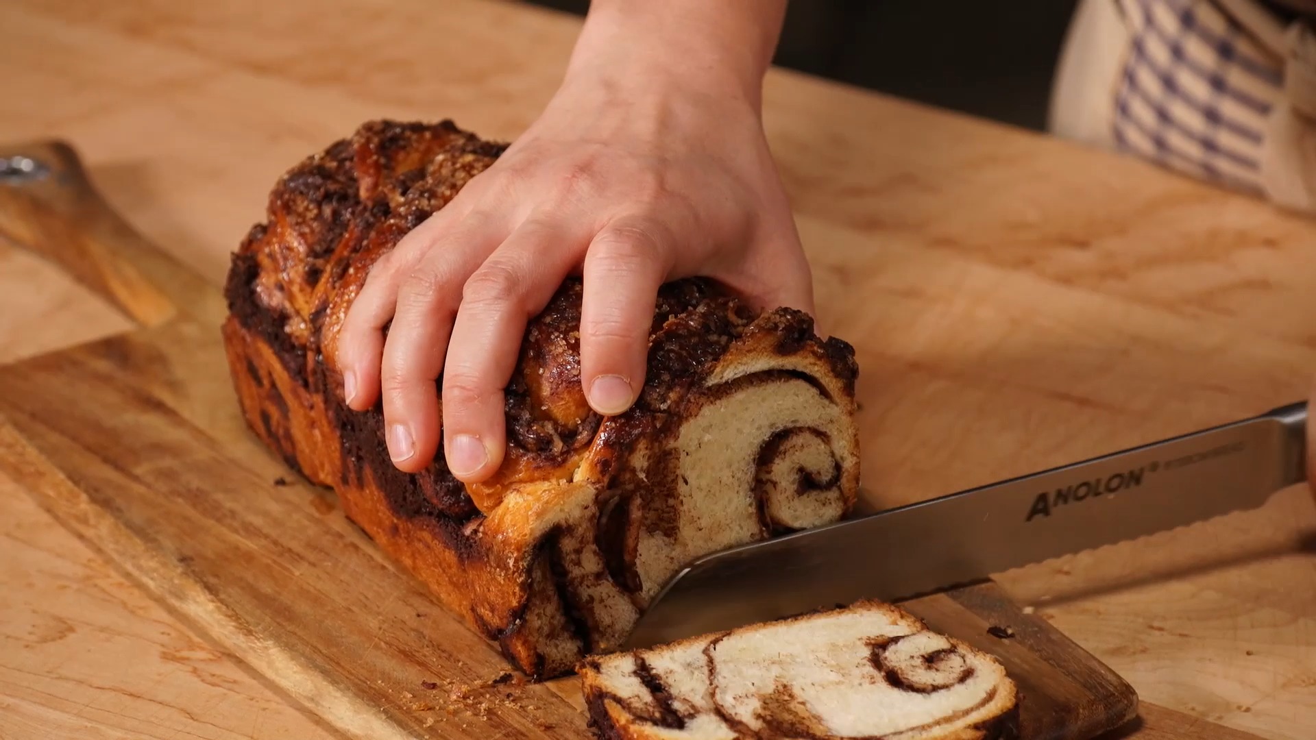 How to Bake a Bread Wreath & Chocolate Babka | Creative Cake Design