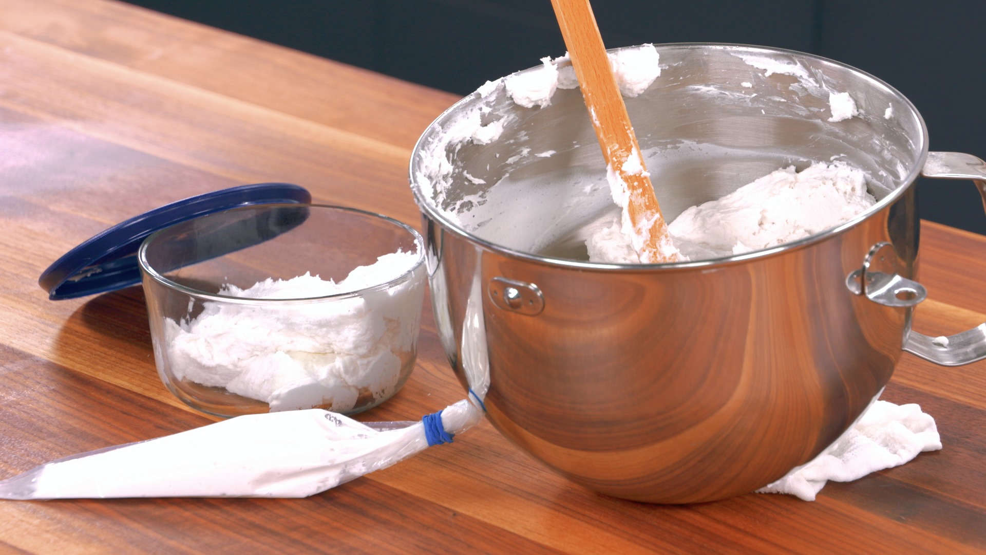 Storing Buttercream | Creative Cake Design