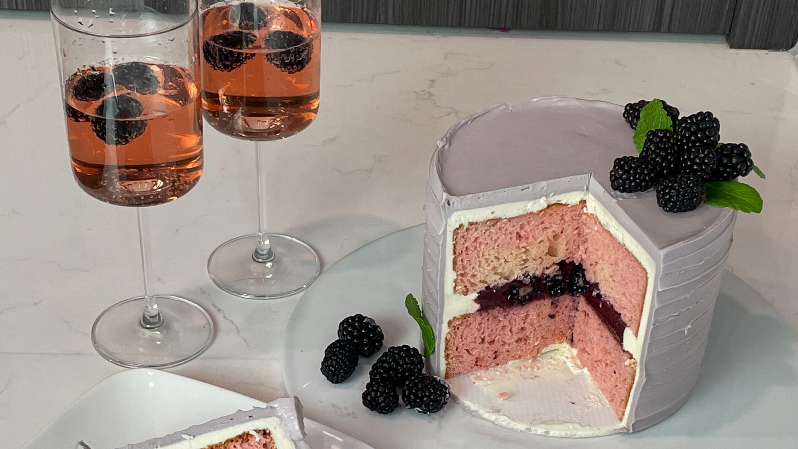 Cake and Cocktails: How do they pair up? | Creative Cake Design