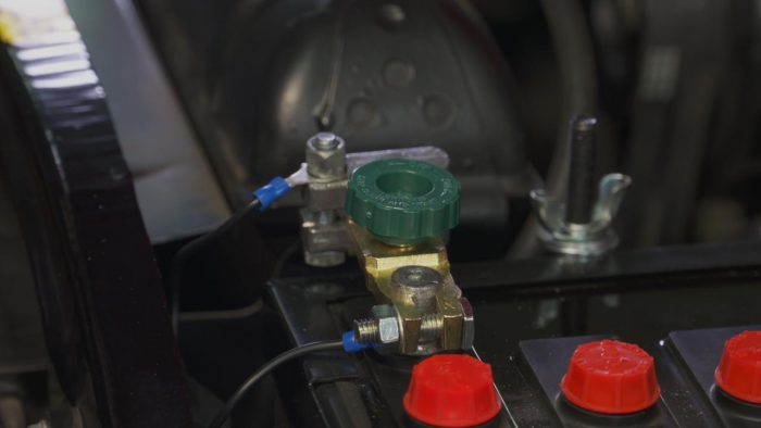 Crimping on New Battery Terminal Connectors | Classic Car Restoration Club