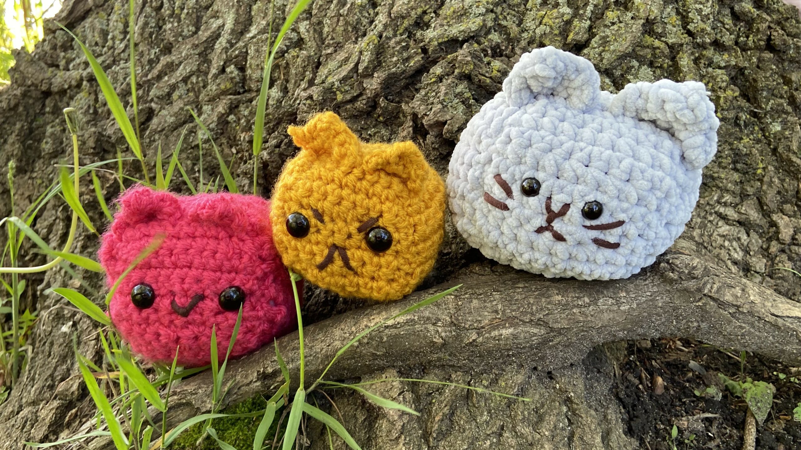 Teaching Kids to Crochet: Make a Cat-Cube! | Creative Crochet Corner