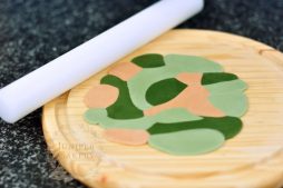Fondant Boot Camp: How to Create Camouflage Fondant | Craftsy