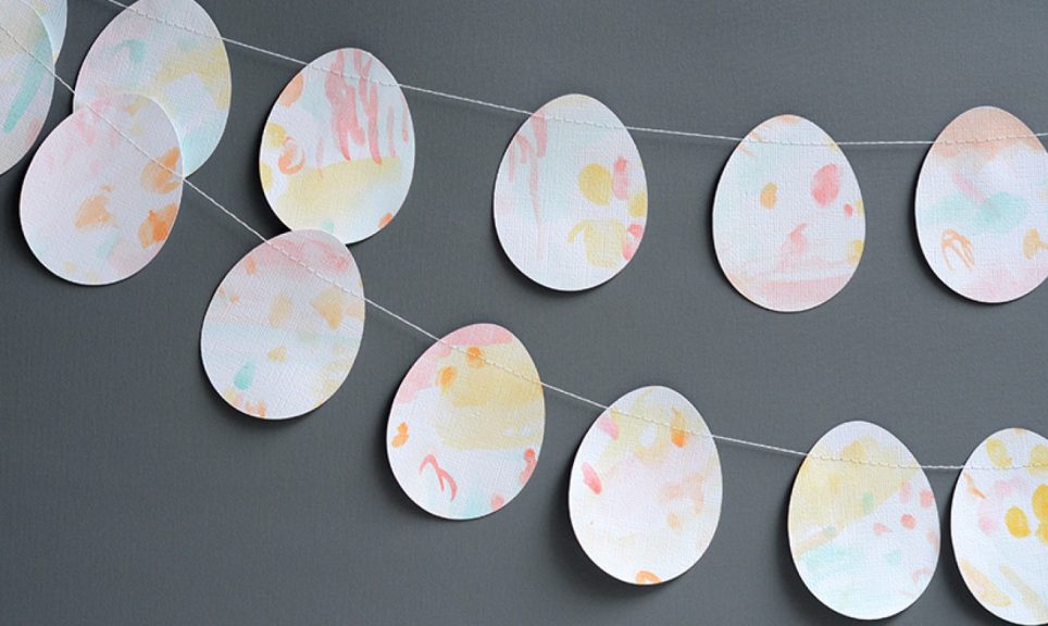 Quick DIY Easter Garland: Free Tutorial on Craftsy! | Craftsy