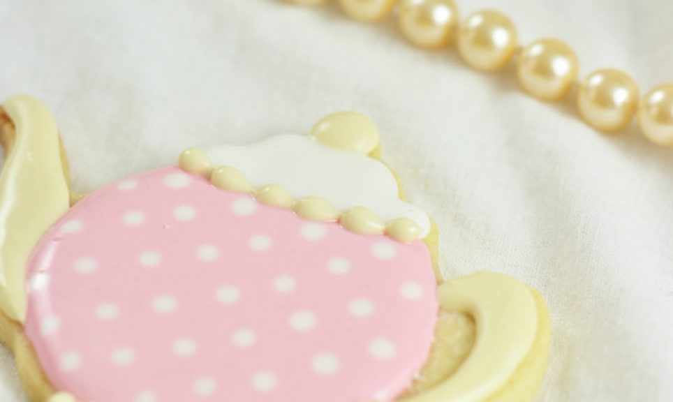 How To Decorate Teapot Vintage Cookies on Bluprint | Craftsy