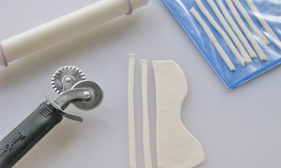 Stars and Stripes Fondant Cupcake Tutorial | Craftsy