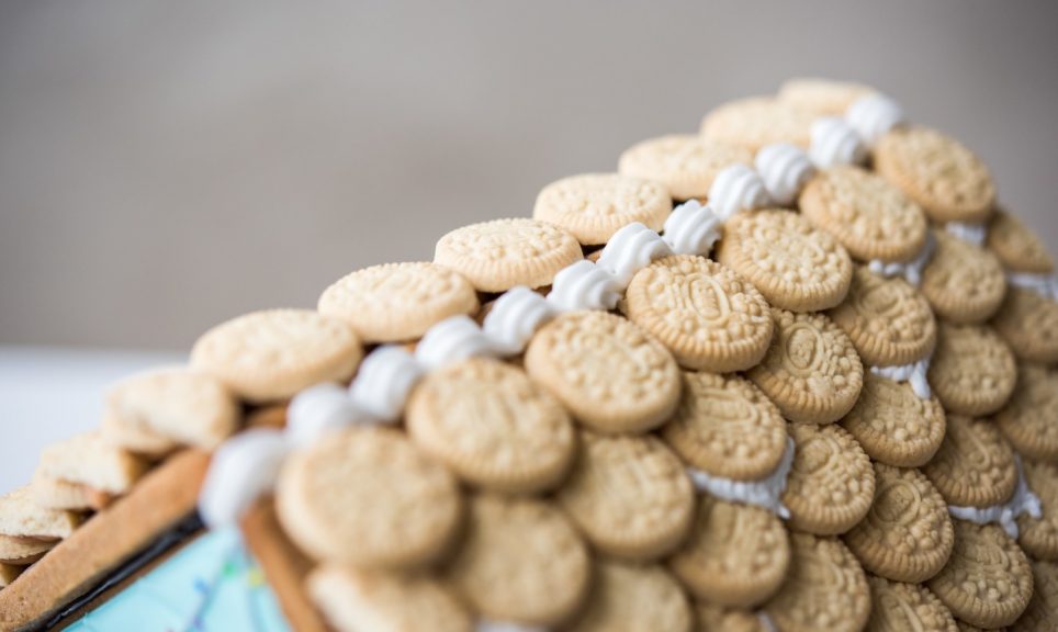 The 13 Best Gingerbread House Candies For Decorating | Craftsy