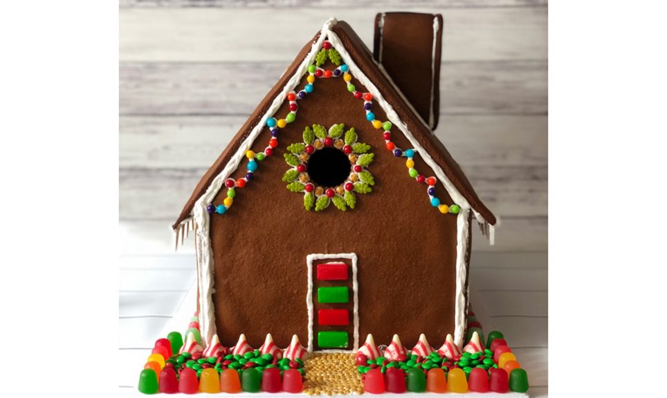 The 13 Best Gingerbread House Candies For Decorating | Craftsy