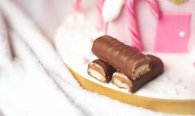 The 13 Best Gingerbread House Candies For Decorating | Craftsy