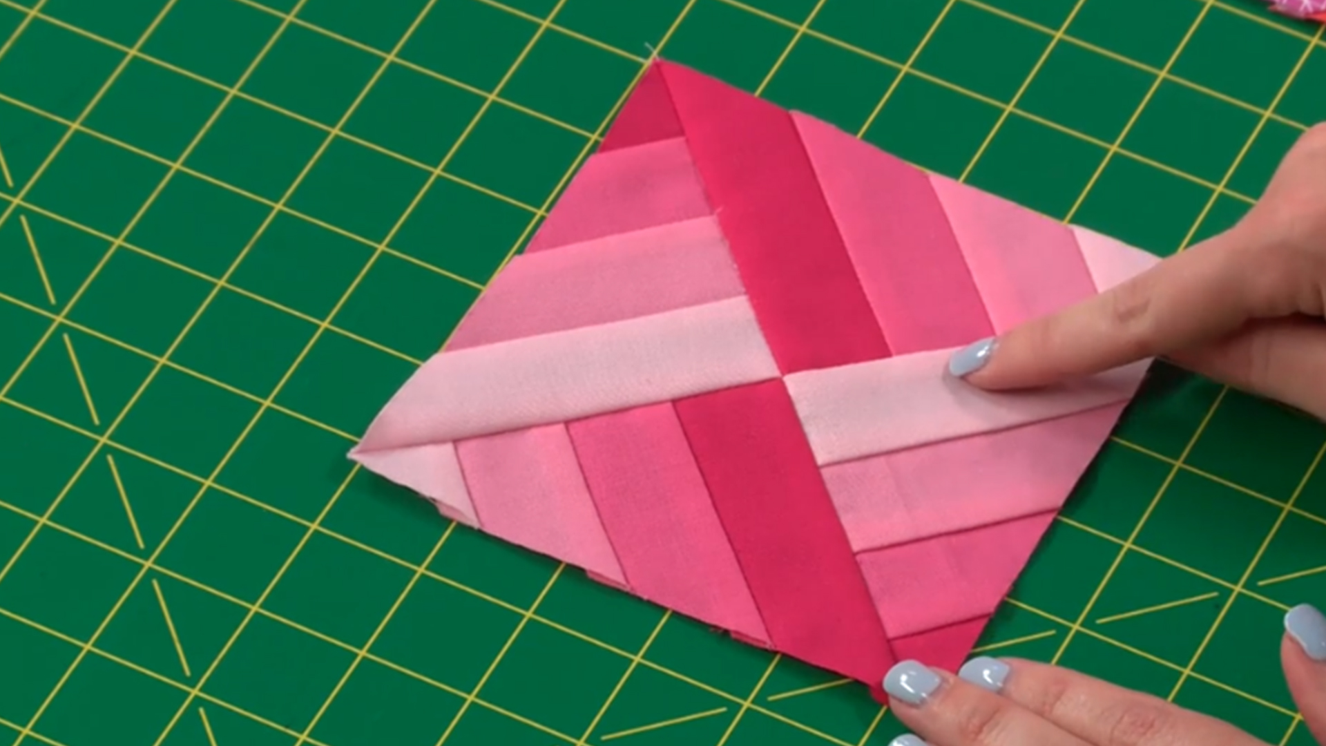 Simple to Stunning: Disappearing Blocks With Pre-Cuts | Craftsy