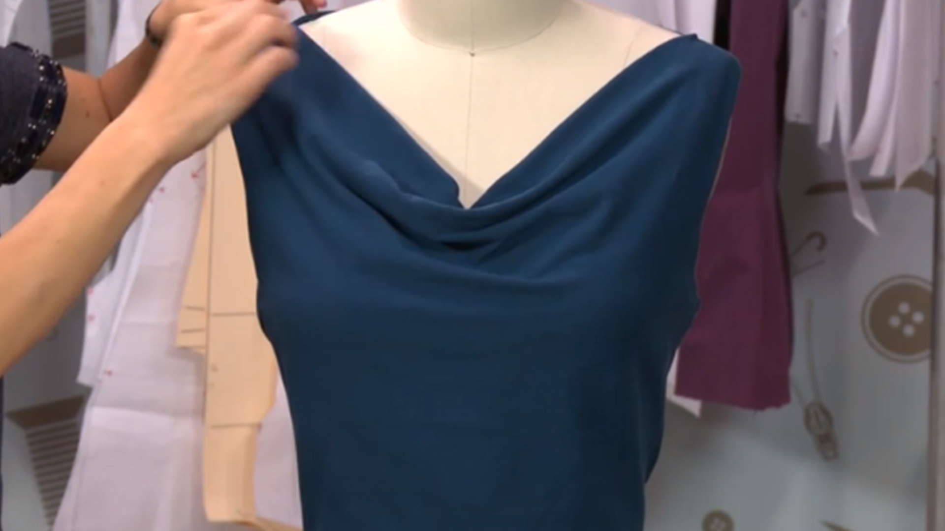 Patternmaking + Design: Creative Darts & Seam Lines | Craftsy