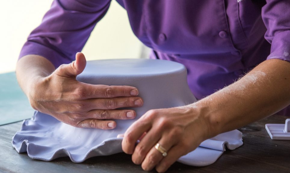 These Tools Can Help You Make the Prettiest Cakes | Craftsy