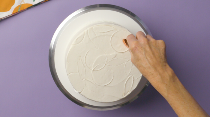 Even Beginners Can Pipe These Gorgeous Textured Cakes | Craftsy