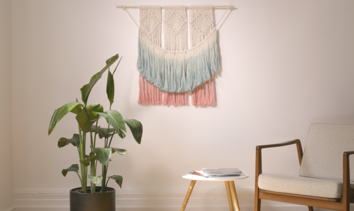 Make This Macrame Wall Hanging With 2 Knots | Craftsy