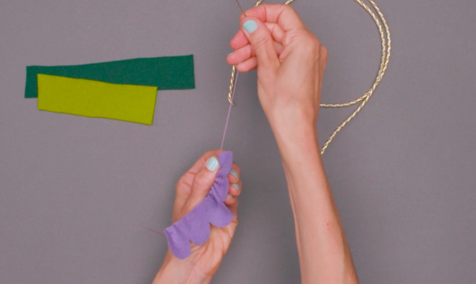 How to DIY the Sweetest Felt Flower Necklace | Craftsy