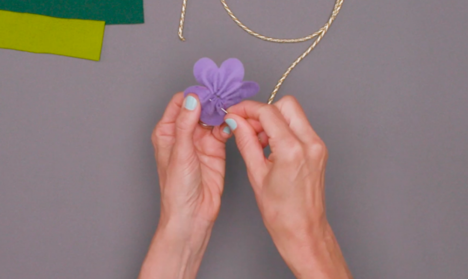 How to DIY the Sweetest Felt Flower Necklace | Craftsy