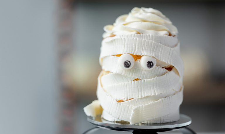 Munch On a Mini Mummy Cake This Halloween | Craftsy