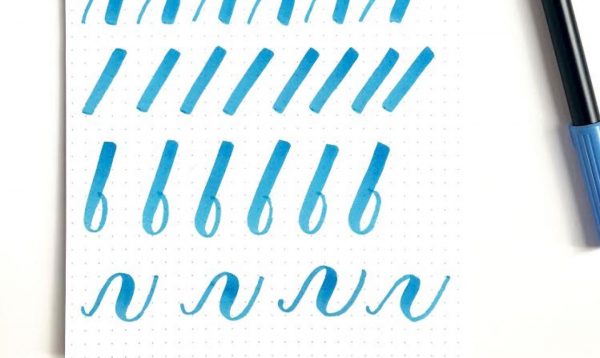 Learn Brush Lettering in 10 Minutes a Day | Craftsy