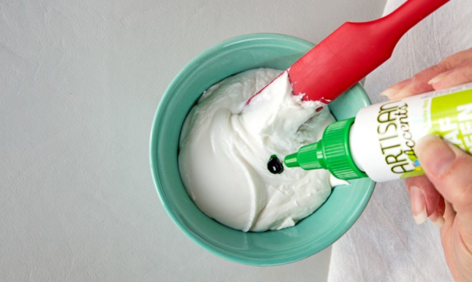 Color Royal Icing for Beautiful Sugar Cookies | Craftsy