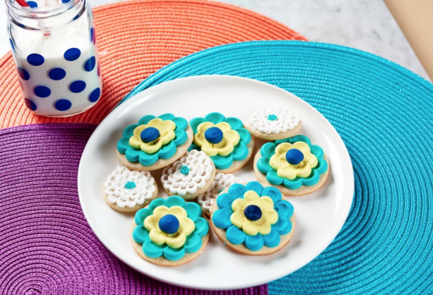 5 Genius Decorating Ideas for Round Cookies | Craftsy