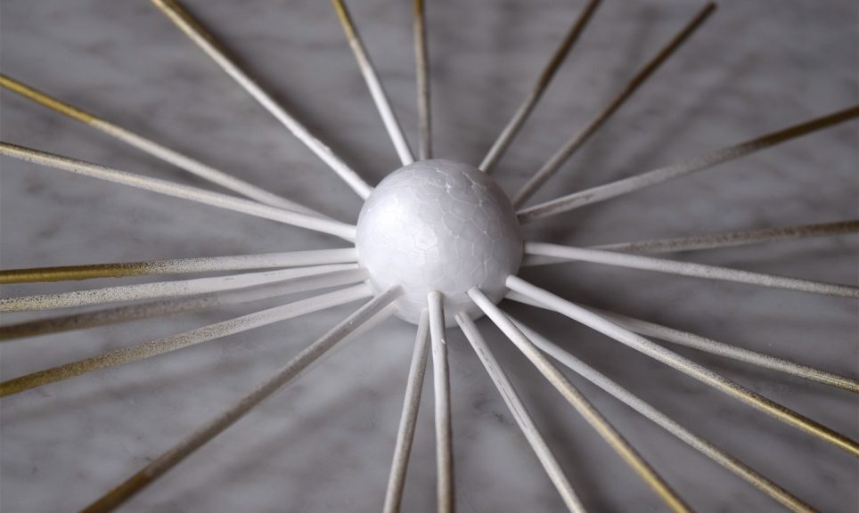 This DIY Starburst Wall Art Gives Your Room Instant Glam | Craftsy