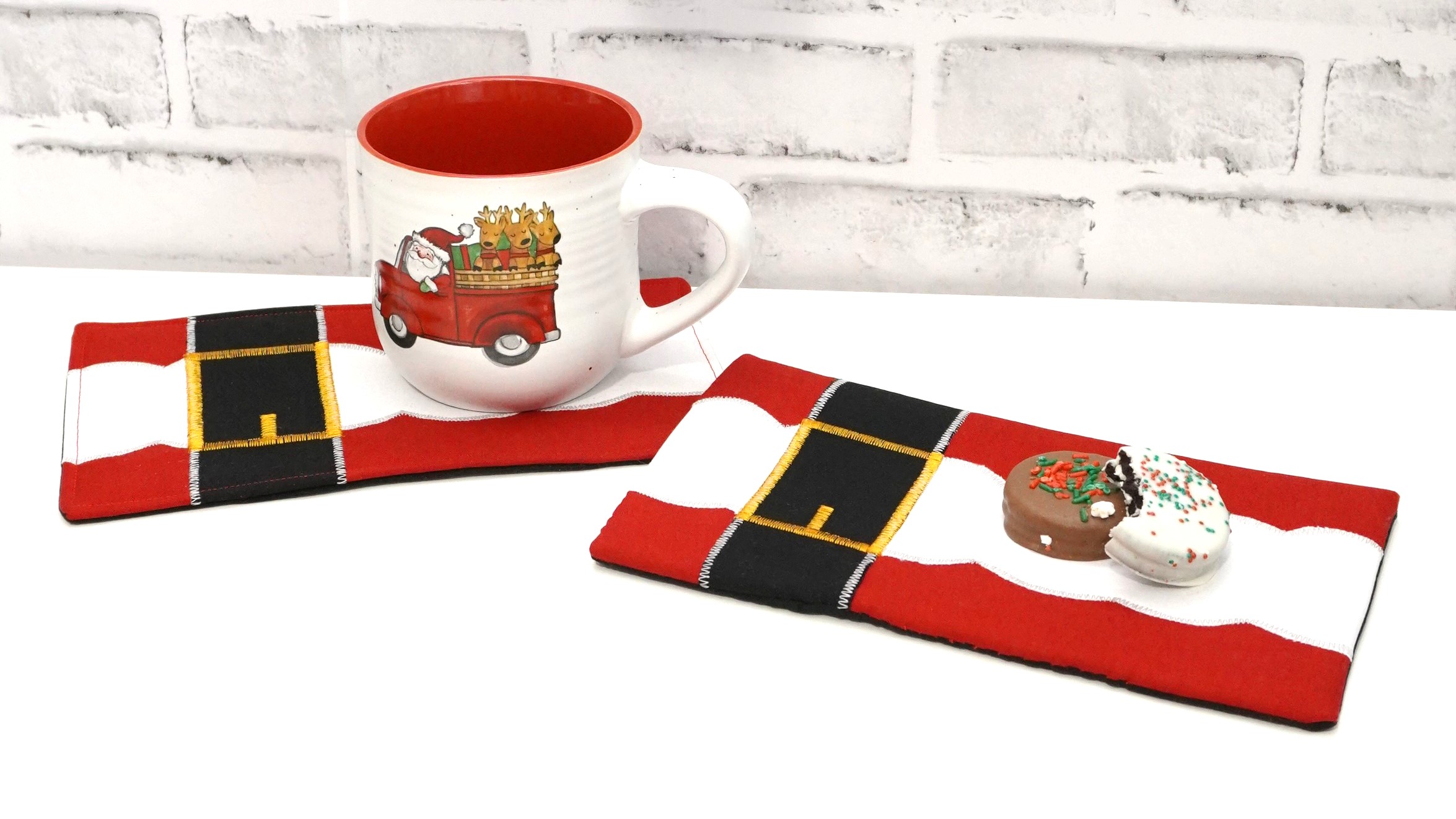 Santa Belly Mug Rug | Craftsy