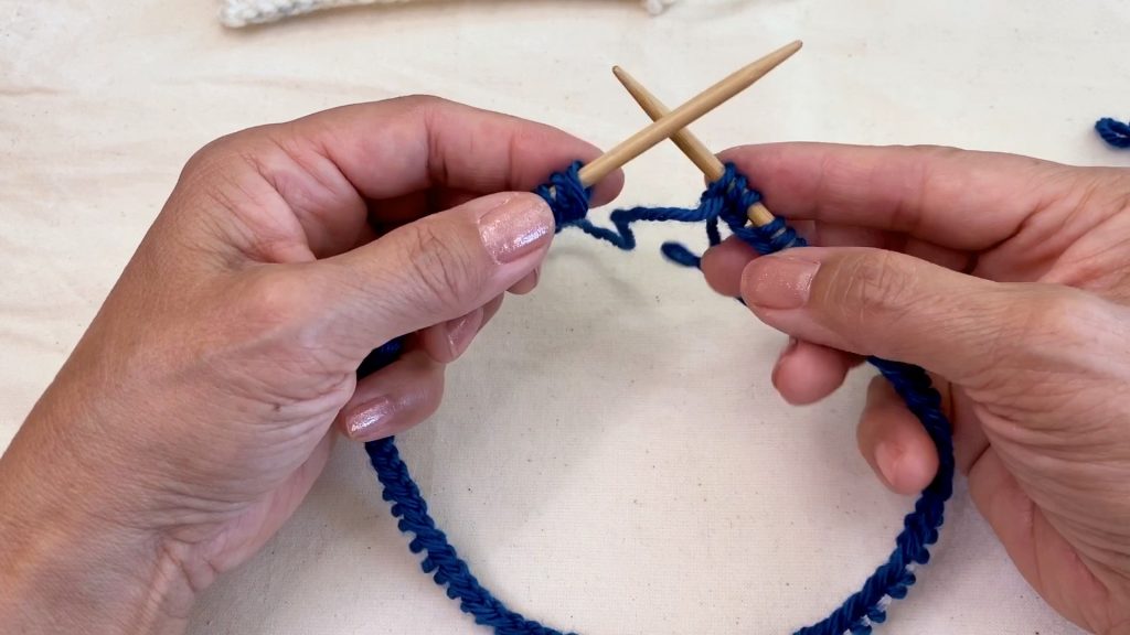 Circular Cast-On | Craftsy