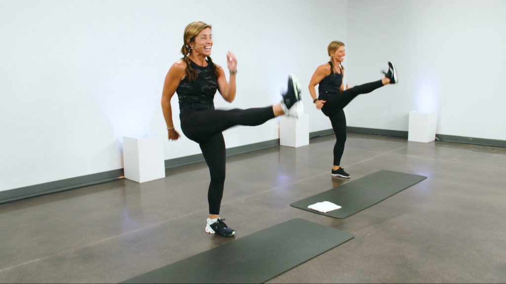 GOLD Walk and Sculpt 1 | GHUTV | www.gethealthyutv.com