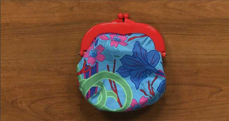 How to Sew a Fun, Easy and Unique Coin Purse | Craft And Hobby