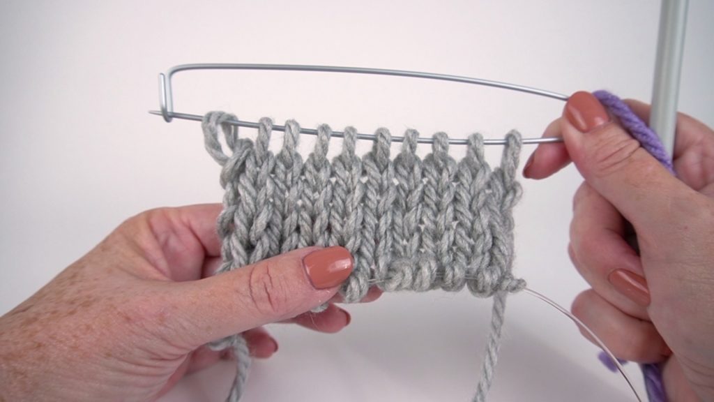 Determining Stitch Counts for Hats | TKC | www.theknittingcircle.com