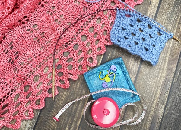 How to Work a Double Yarn Over | The Knitting Circle