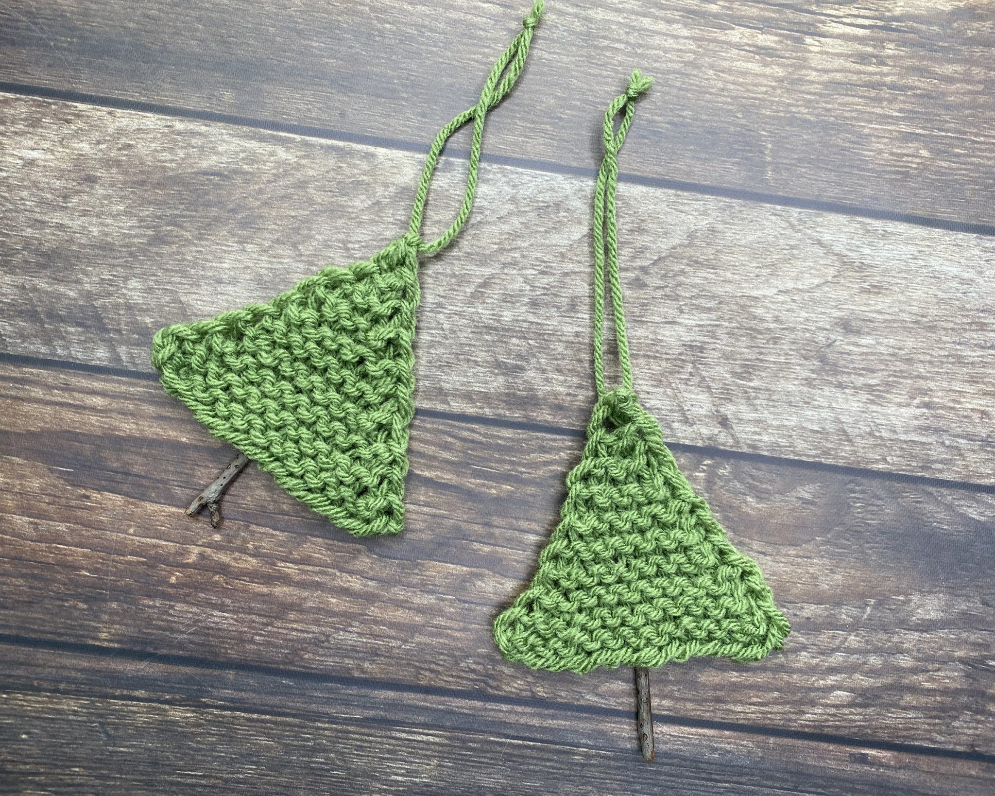 Beginner Tree Ornament | The Knitting Circle