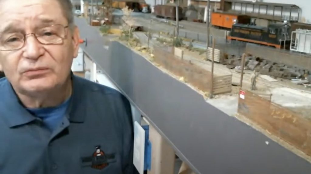 GOLD Illumination of the Layout | MRA | www.modelrailroadacademy.com