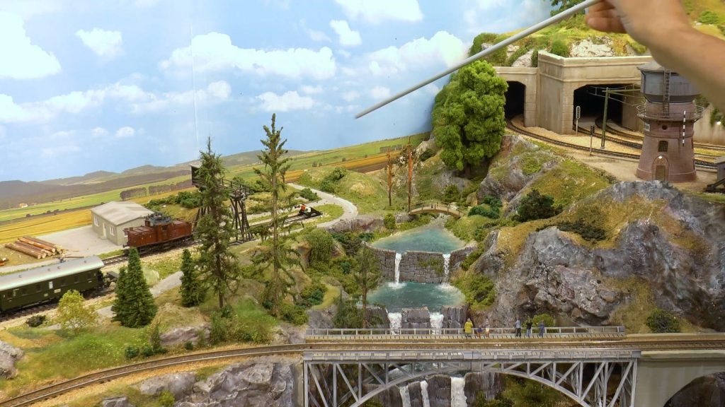 Comprehensive Guide to Model Tree Making Class + DVD | Model Railroad ...