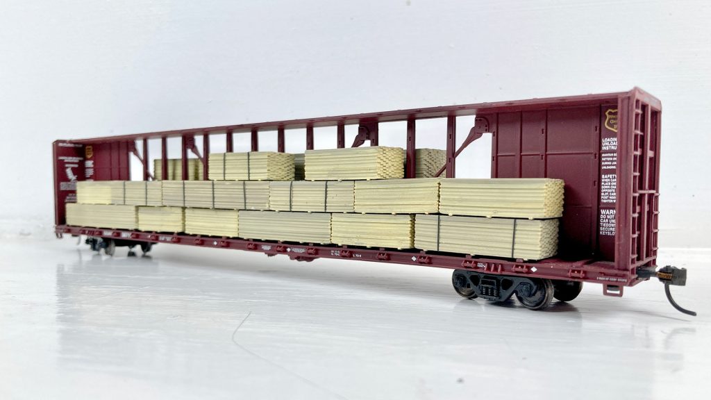 Creating Scale Leaves with Ed Styles | Model Railroad Academy