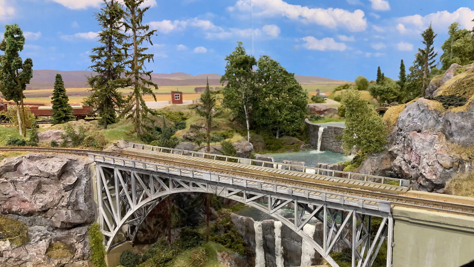 Handlaying a Model Train Track with CV Tie Strips | MRA | www ...