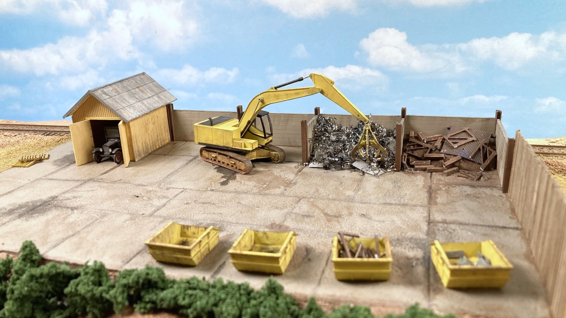 The Scrap Yard | Model Railroad Academy