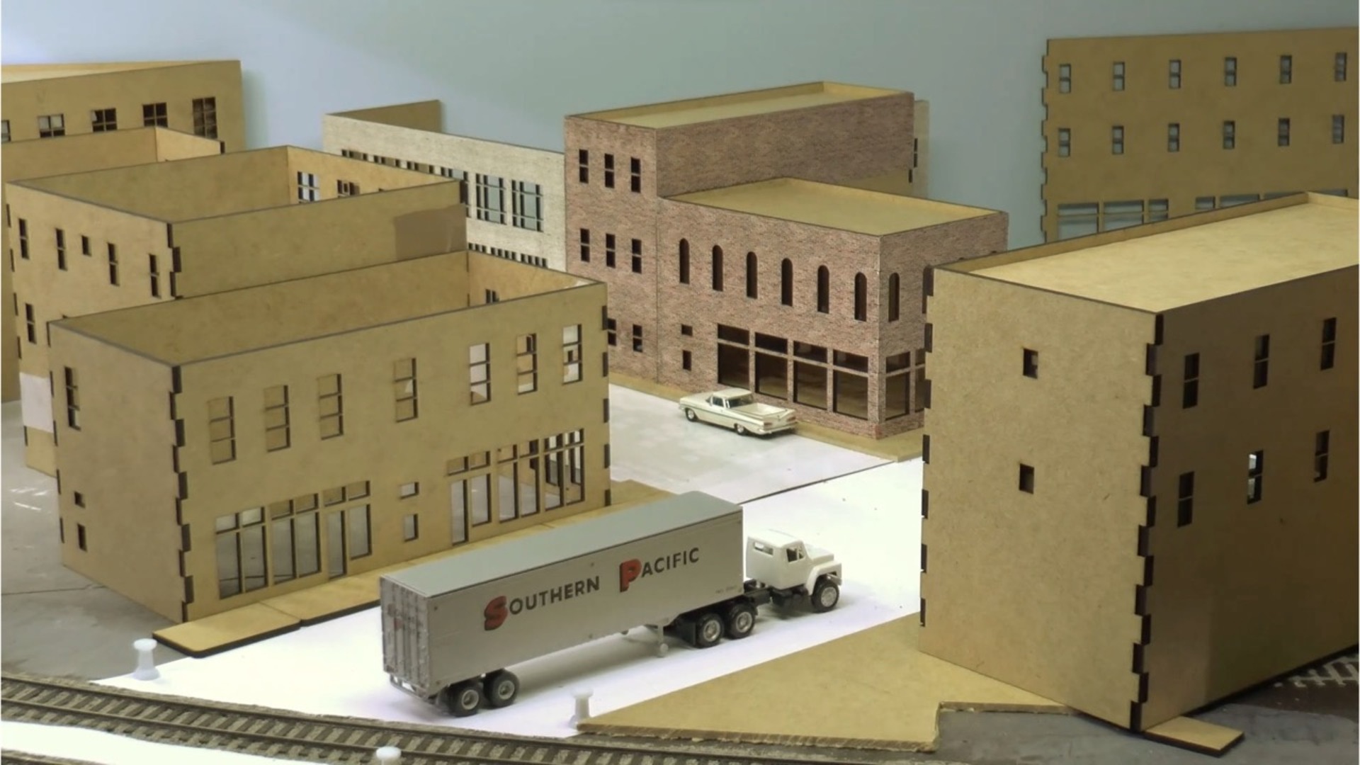 Fast and Easy Method for Creating a Prototypical City Scene | Model ...