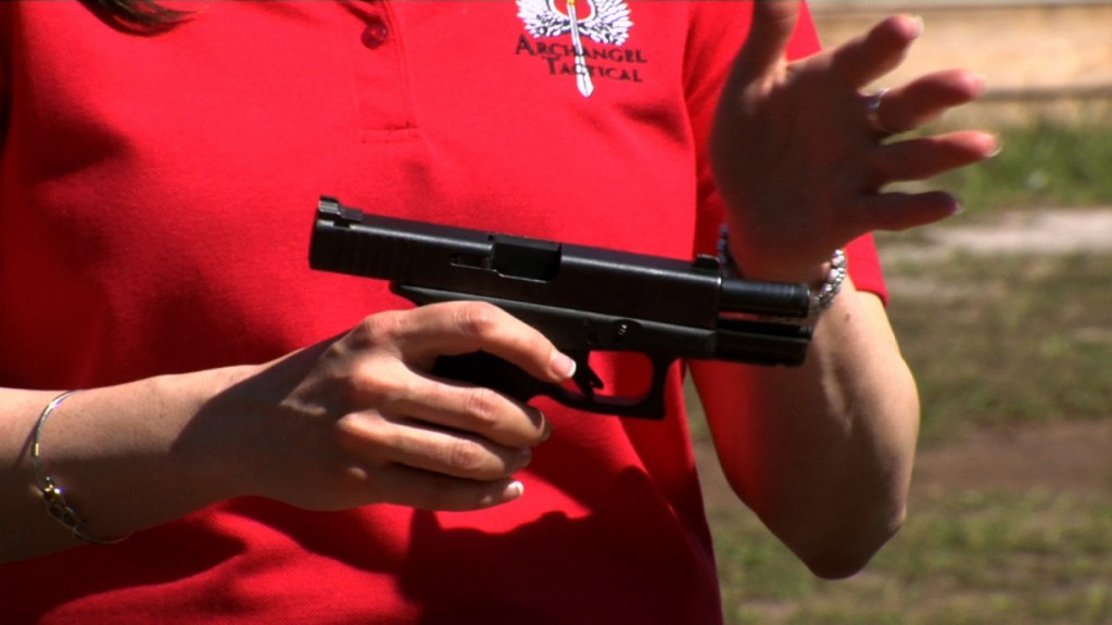 Two-Handed Handgun Grip | Personal Defense Network