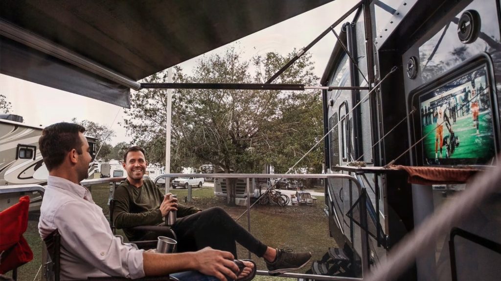 Making Friends and Building Community | RV Repair Club