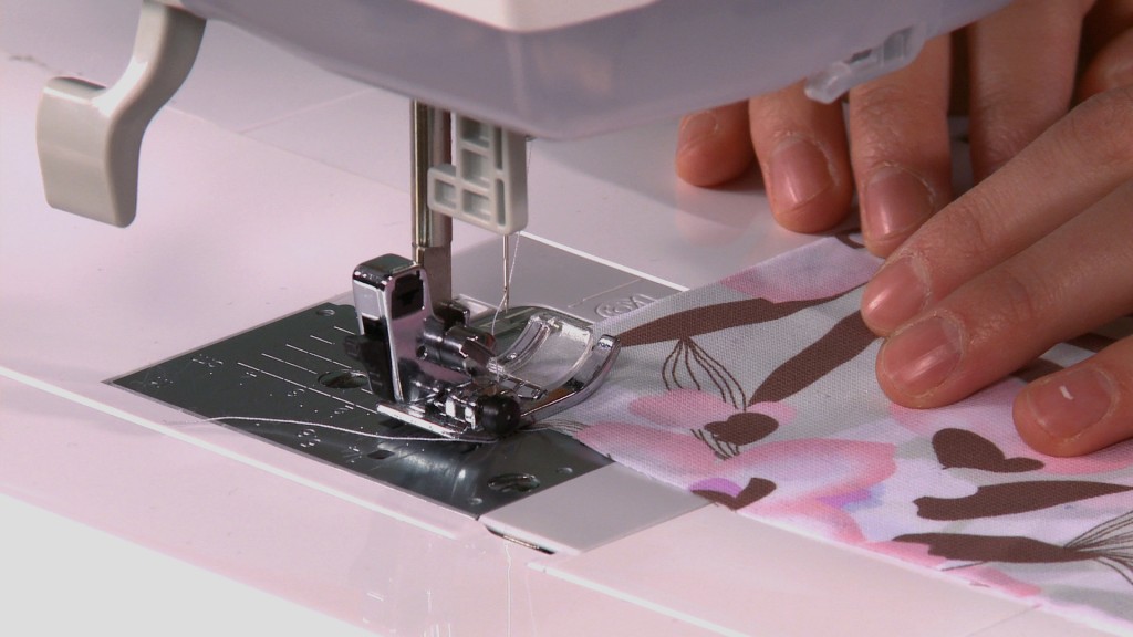 Choosing the Right Sewing Machine Needles | NSC | www ...