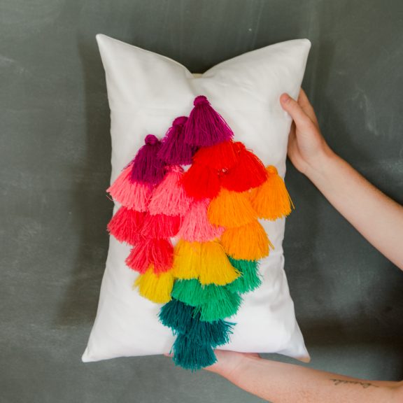 LIVE! Easy Sew: Cute and Colorful Pillow Series - Week 1 | National ...