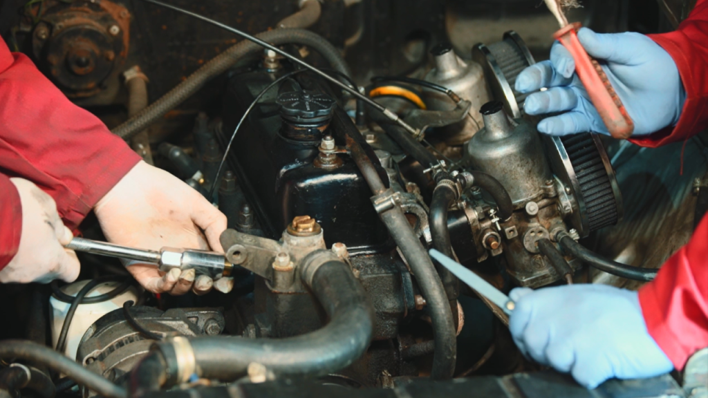 Performing an Engine Compression Test | Skill Shack | Skill Shack