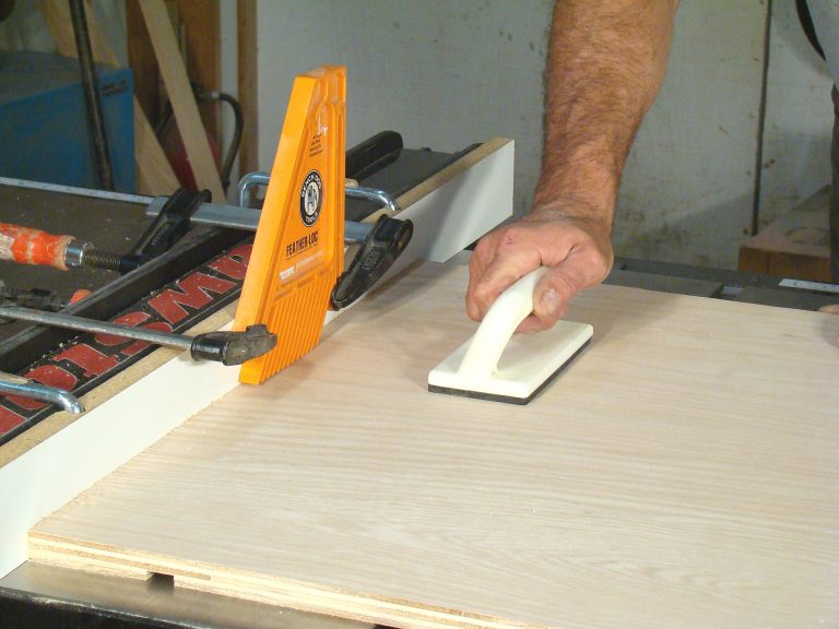 Cutting Dadoes On a Table Saw | WoodWorkers Guild of America
