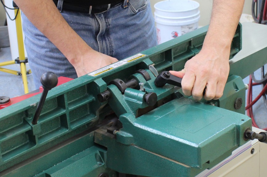 How to Use a Jointer: Learn How to Master the Jointer | WWGOA ...