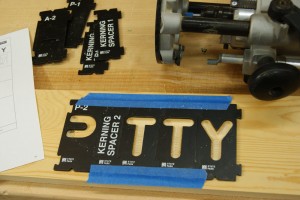 Rockler Router Letter Templates Review | WWGOA Review | WoodWorkers ...